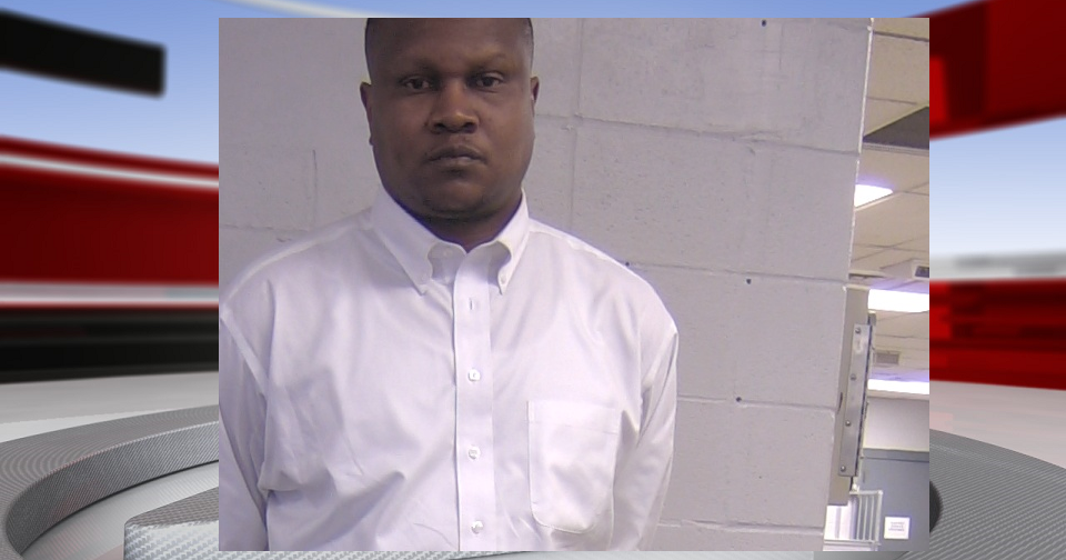 JCPS principal arrested at Louisville middle school on his first day on ...