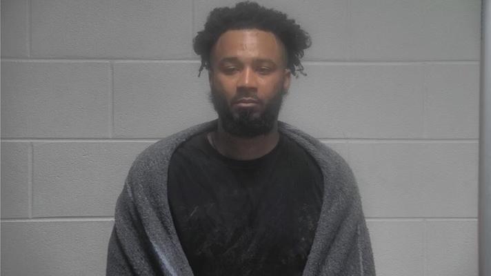 2 Louisville men arrested in connection to armed robbery at Dollar Tree ...