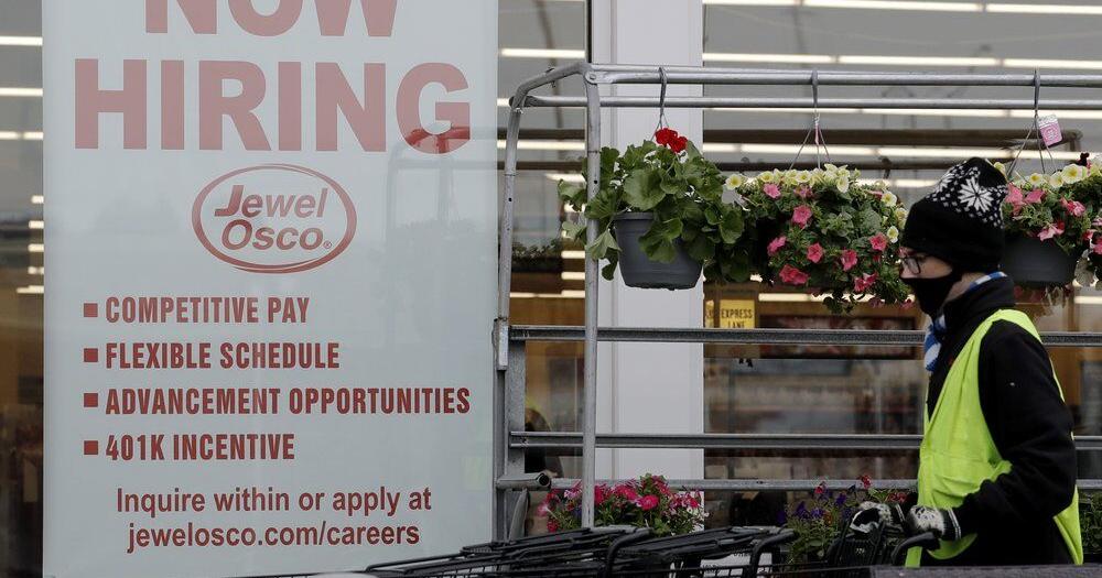 Now hiring sign outside Jewel Osco in Illinois | | wdrb.com
