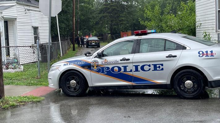 Louisville police say man fatally shot while trying to carjack ...
