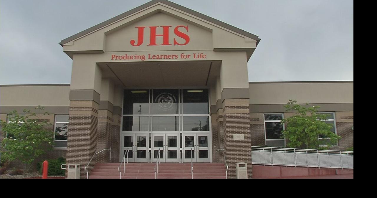 City of Jeffersonville gifting $400k to Jeff High for a charter bus ...