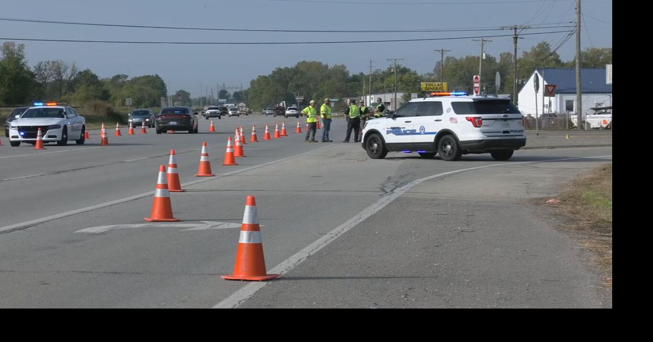 FALL CRASH - ELIZABETHTOWN US 31 W BYPASS SIGN FELL - 9-29-2023 (2 ...