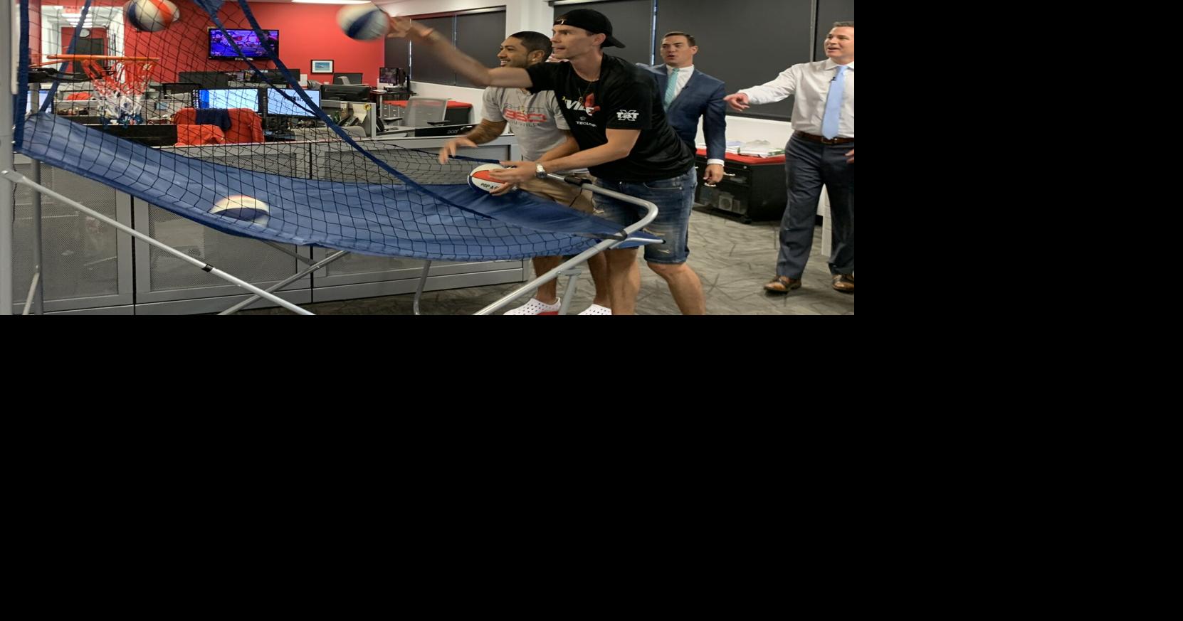 VIDEO | Peyton Siva, Kyle Kuric face off with WDRB Mornings crew in pop ...