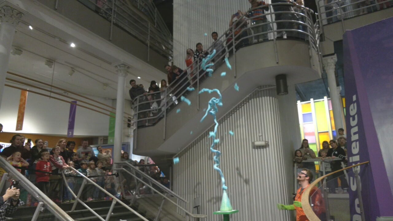 Kentucky Science Center 2025 New Year's Celebration | | wdrb.com