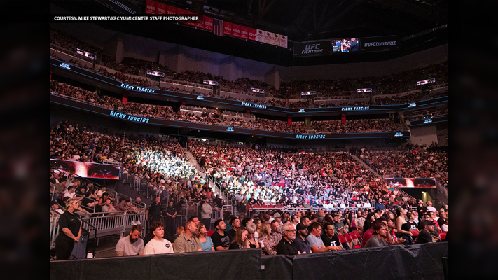 Record-setting UFC Fight Night at KFC Yum! Center brings crowd to ...