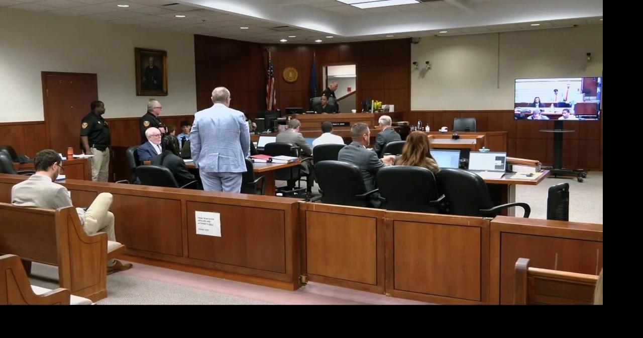 Prosecutors lay out evidence tying suspects to fatal Louisville bus ...