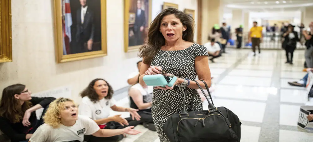 Laura DiBella | | wdrb.com