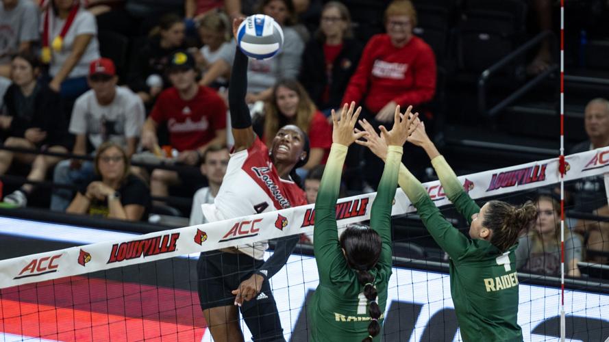 CRAWFORD | Even on an off day, No. 4 Louisville volleyball is still ...