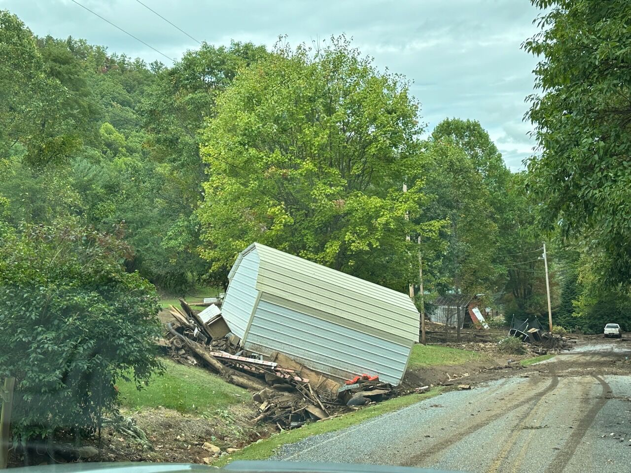 Indiana, Kentucky send crews to assist in North Carolina after ...