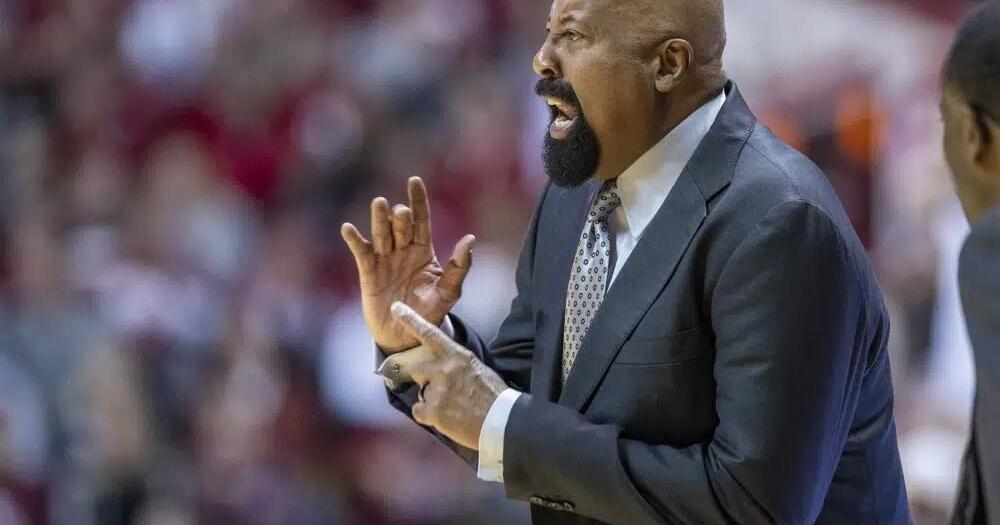 BOZICH | Is Mike Woodson really on Hot Seat at Indiana? Should he be ...