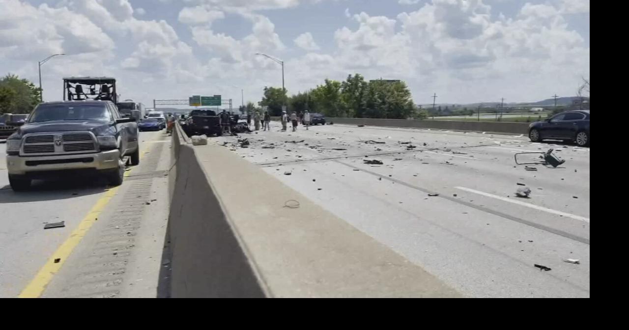 1 man in custody after fatal wrong-way crash on I-65 near the Watterson Expressway | Wdrb-video ...