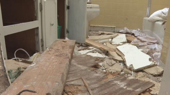 London, Kentucky, couple each lost an arm while holding each other ...