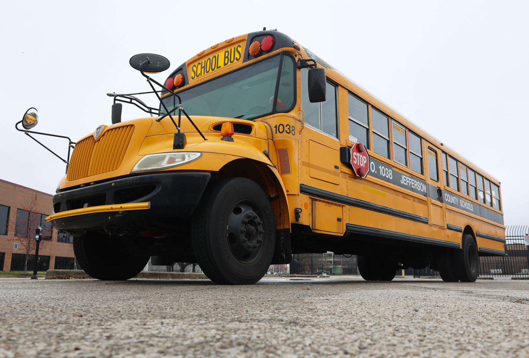 JCPS leaders plan to move all school start times up 20 minutes next ...