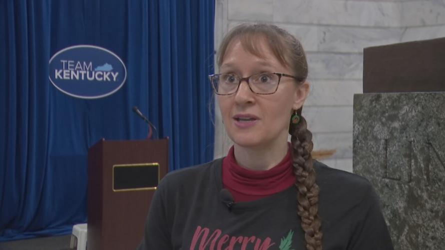 Nativity set up inside Kentucky State Capitol rotunda for 1 day | Local ...