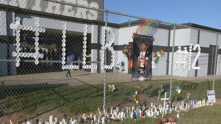 Community honors Corydon football player shot and killed at Harvest ...