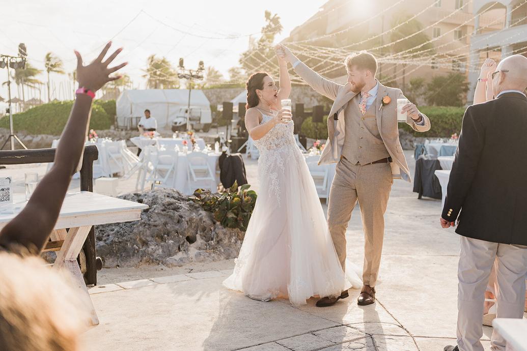 WDRB anchor Monica Harkins marries fiancé Nick | Local News | wdrb.com