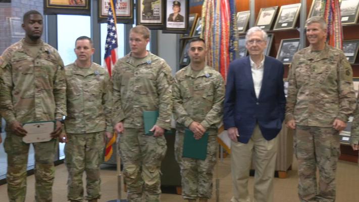 Sen. Mitch McConnell visits Fort Knox for award ceremony honoring ...