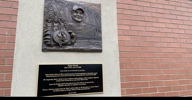 Trinity High School unveils sculpture honoring Louisville photographer ...
