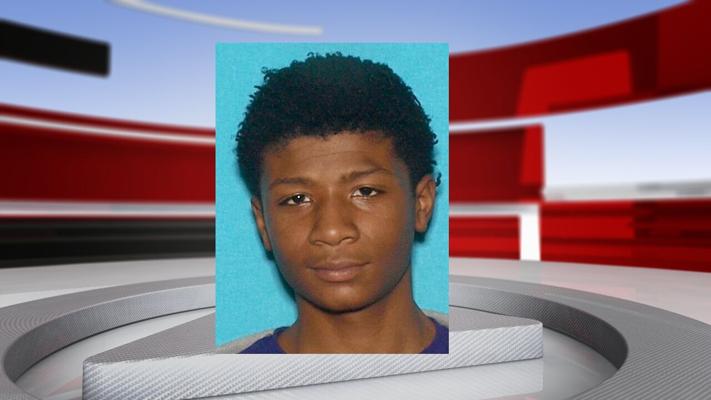 19-year-old wanted for murder after triple shooting in Jeffersontown ...