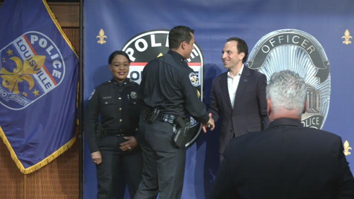 LMPD strengthens leadership of department by promoting more than 2 ...