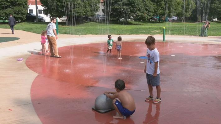 New splash pad in Old Louisville keeps residents cool during summer ...