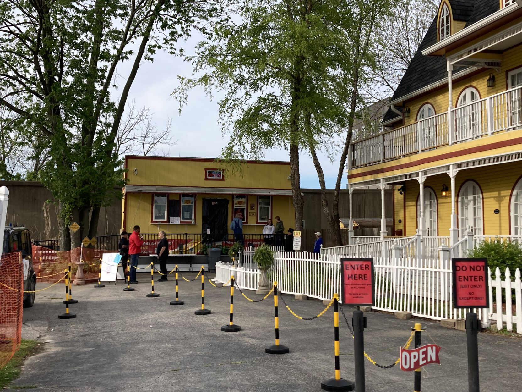 'End of my era' | Clarksville ice cream shop owner looks to sell ...
