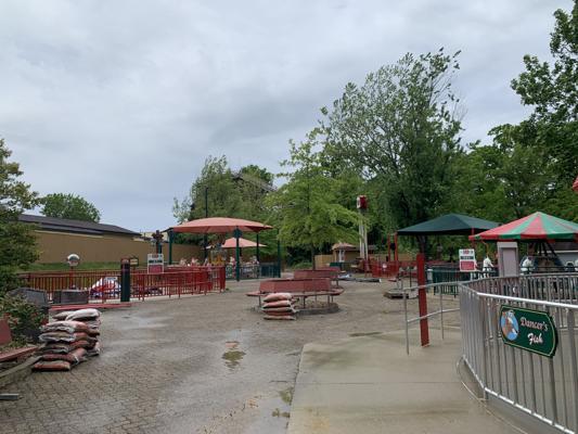 Holiday World details phased reopening plan | Local News | wdrb.com