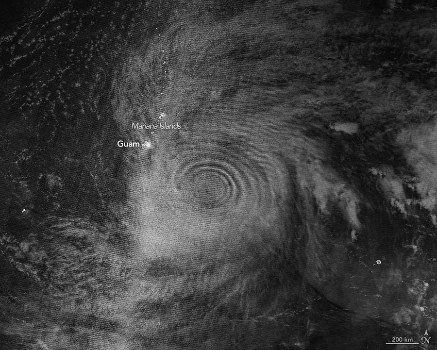 Cool Clouds: Gravity Waves From Super Typhoon Sinlaku... | Weather Blog ...