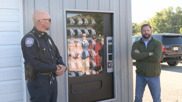 Vine Grove Police Department installs Narcan vending machine to curb ...
