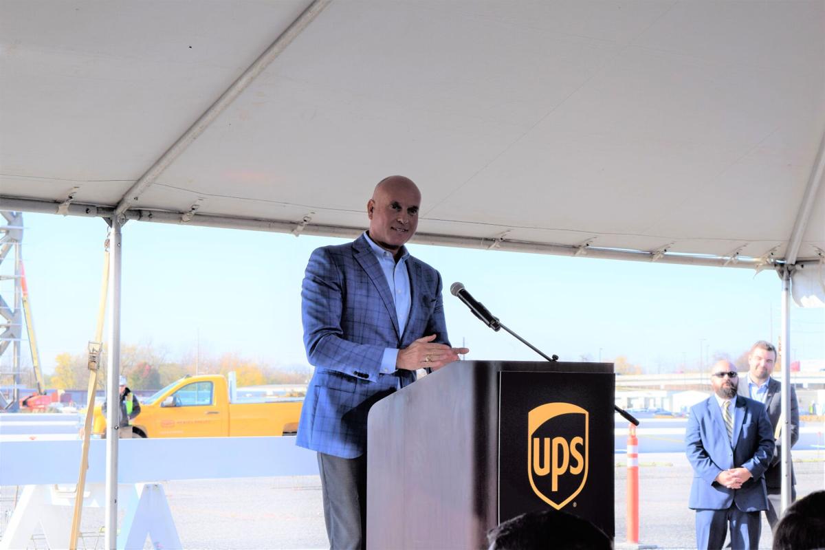UPS new hangar Nando Cesarone 11-14-22 (1).JPG | | wdrb.com