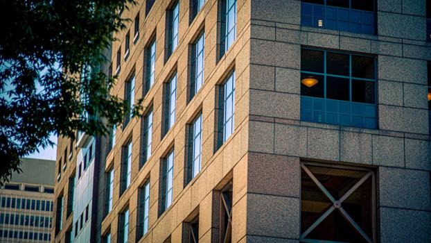 Humana to vacate iconic headquarters building in downtown Louisville ...