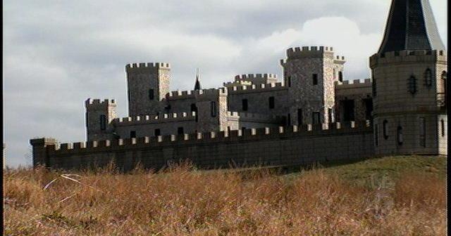 SLIDESHOW | Sale pending for 'Castlepost' -- iconic Lexington castle ...