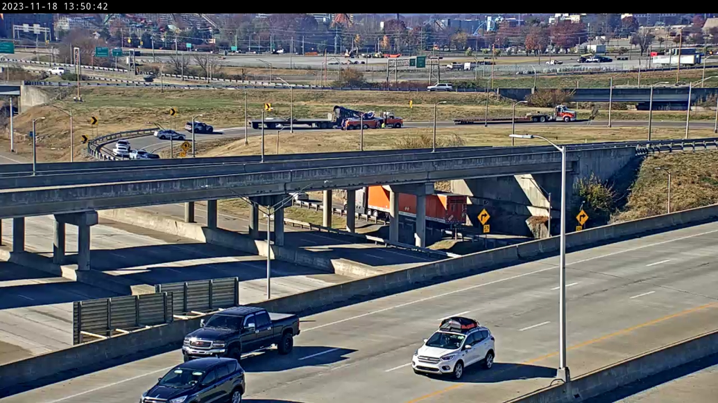 Update: I-264 West ramp to I-65 South reopens after semi overturns near Kentucky Expo Center ...
