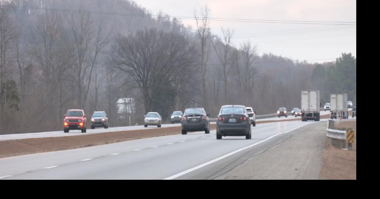 Crash that killed 3 on Bluegrass Parkway this weekend sparks renewed ...