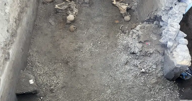 Pompeii Archeological dig showing two skeletons | | wdrb.com