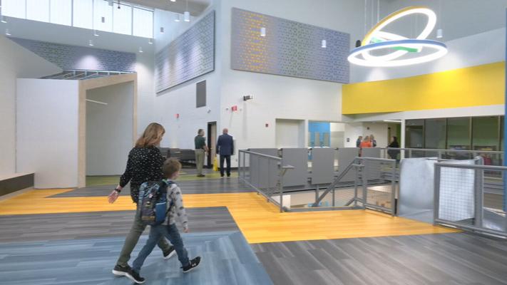 New Year, New School | Old Mill Elementary students get first look at ...