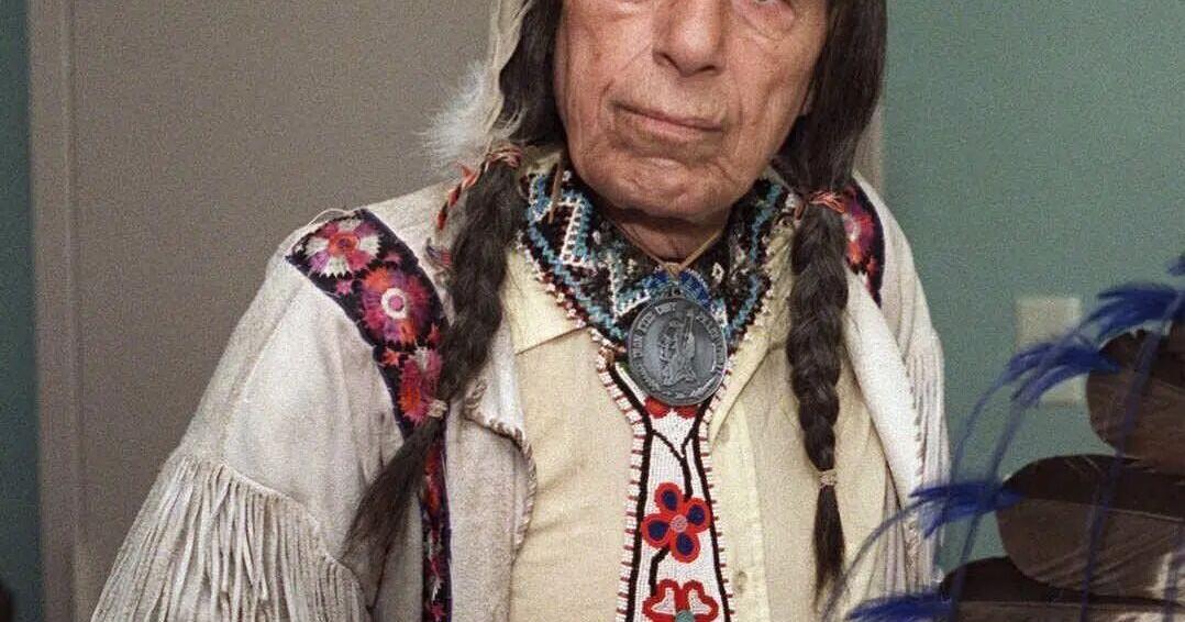 Iron Eyes Cody the Crying Indian.jpg | | wdrb.com