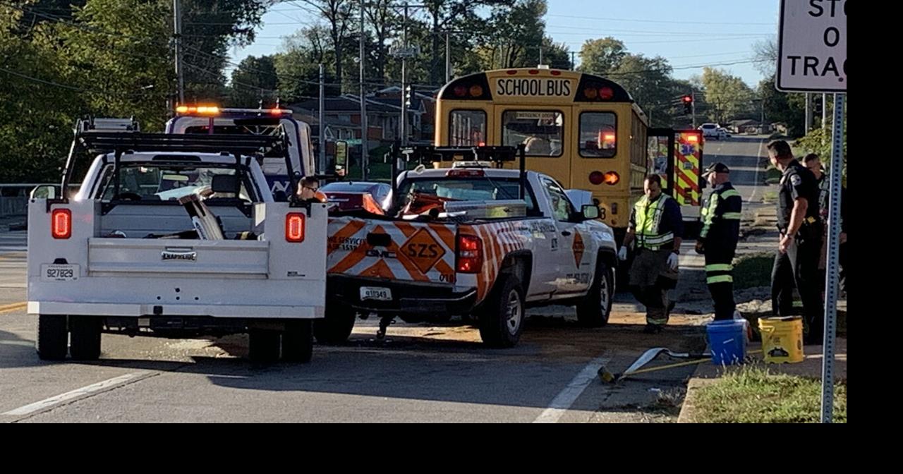 Six JCPS students taken to hospital after crash involving school bus ...