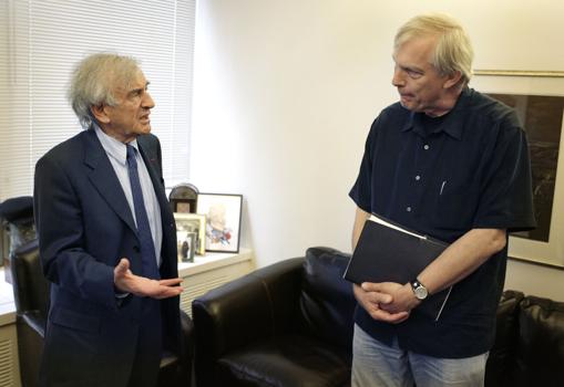 Bob Edwards, Louisville native and legendary voice of NPR's 'Morning ...