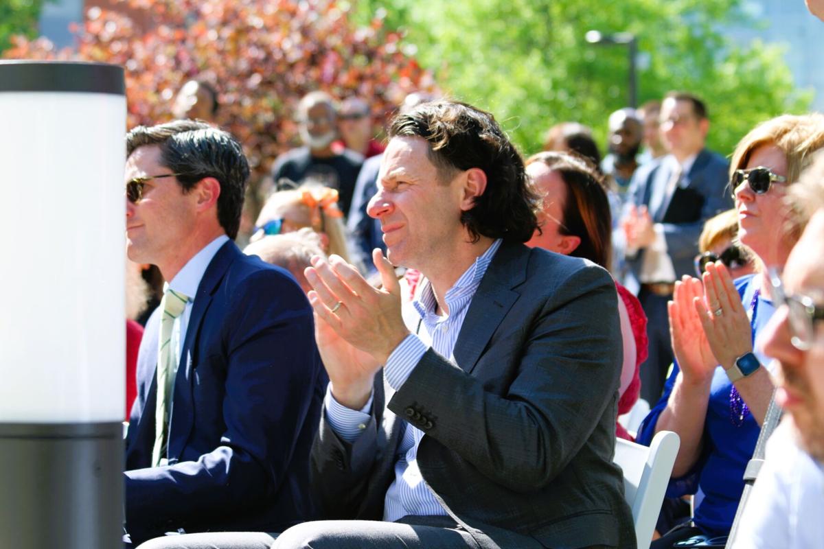 'True to form' | Humana co-founder David Jones memorialized in bronze ...