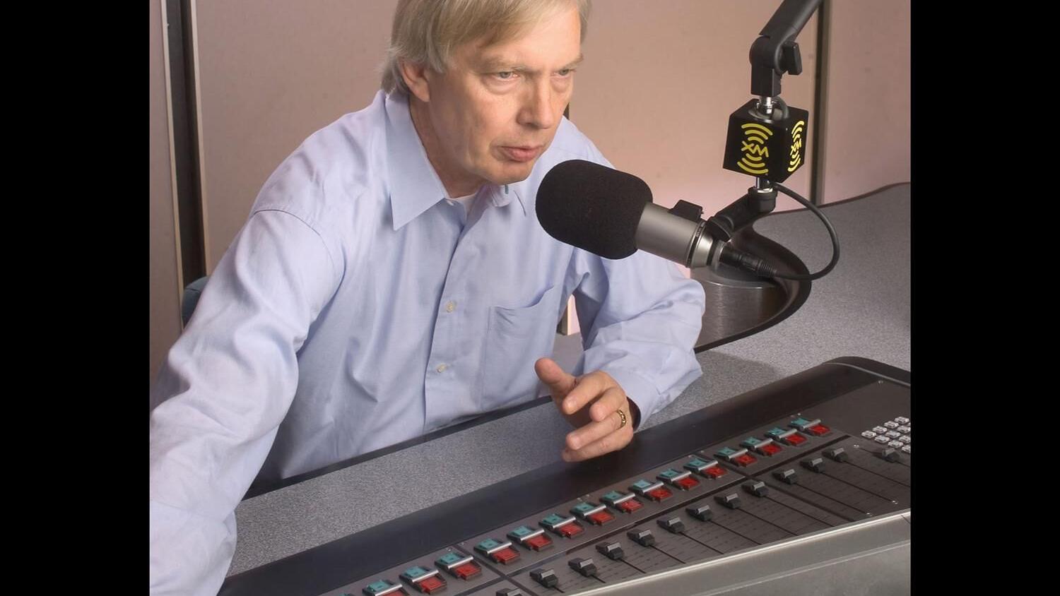 Bob Edwards, Louisville native and legendary voice of NPR's 'Morning ...