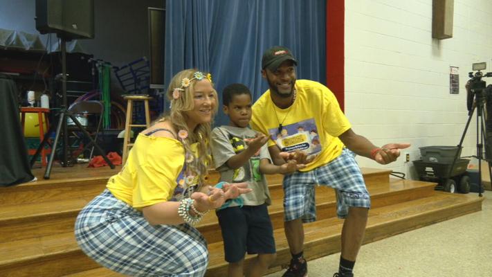 JCPS students receive free pajamas from EJ's PJs after bus driver's act of kindness goes viral ...