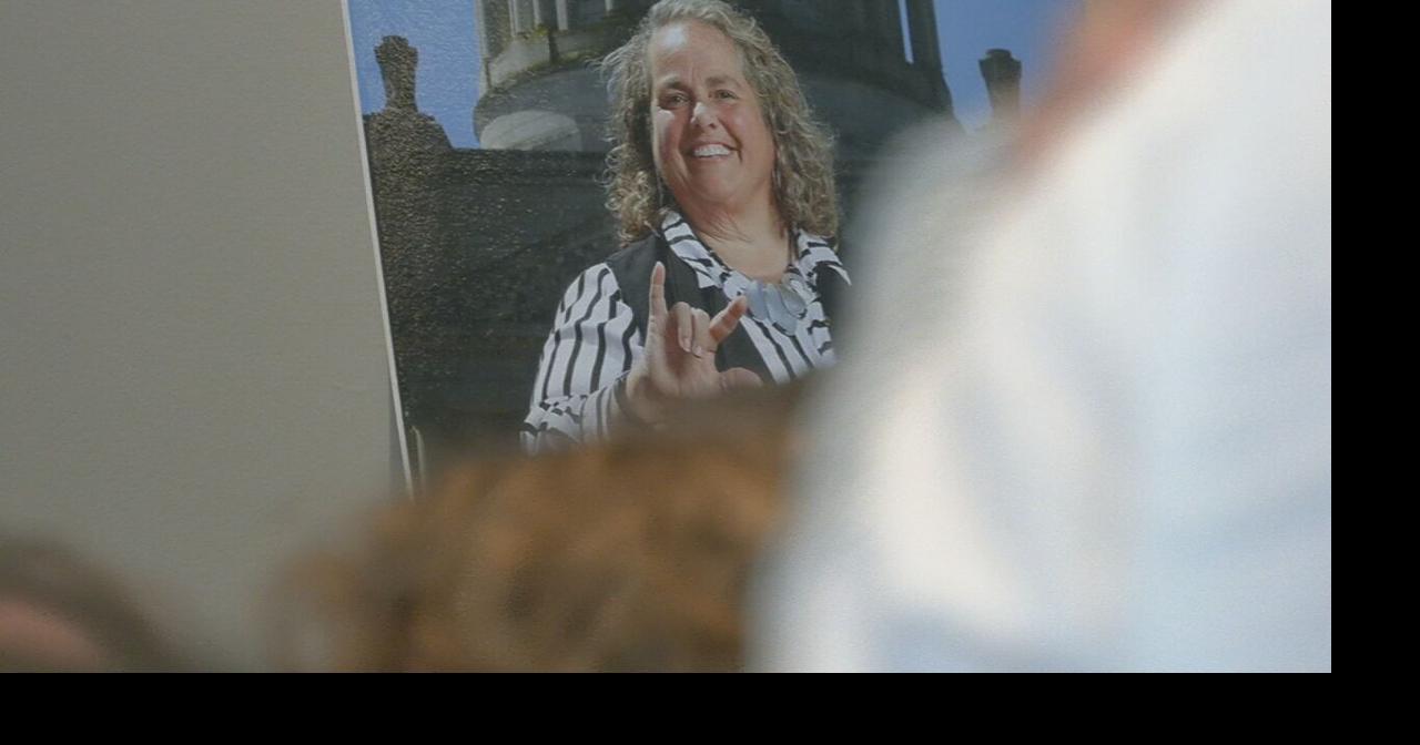 Memorial held for Virginia Moore, beloved Kentucky sign language ...