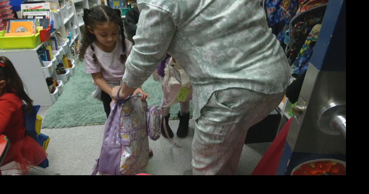 JCPS students receive food boxes for Thanksgiving break from Blessings ...
