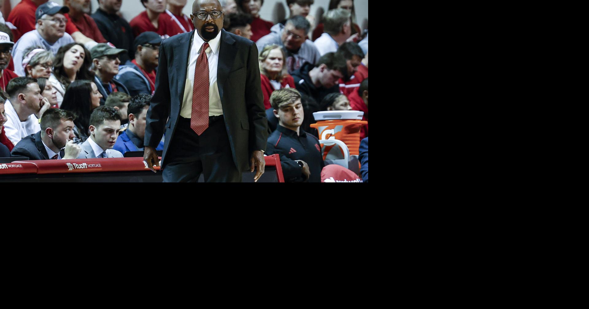 BOZICH | Indiana falls to Oregon, 72-59, a reminder why Mike Woodson ...