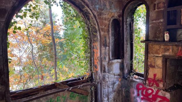 'Witches Castle' | Southern Indiana property famed for urban legends up ...