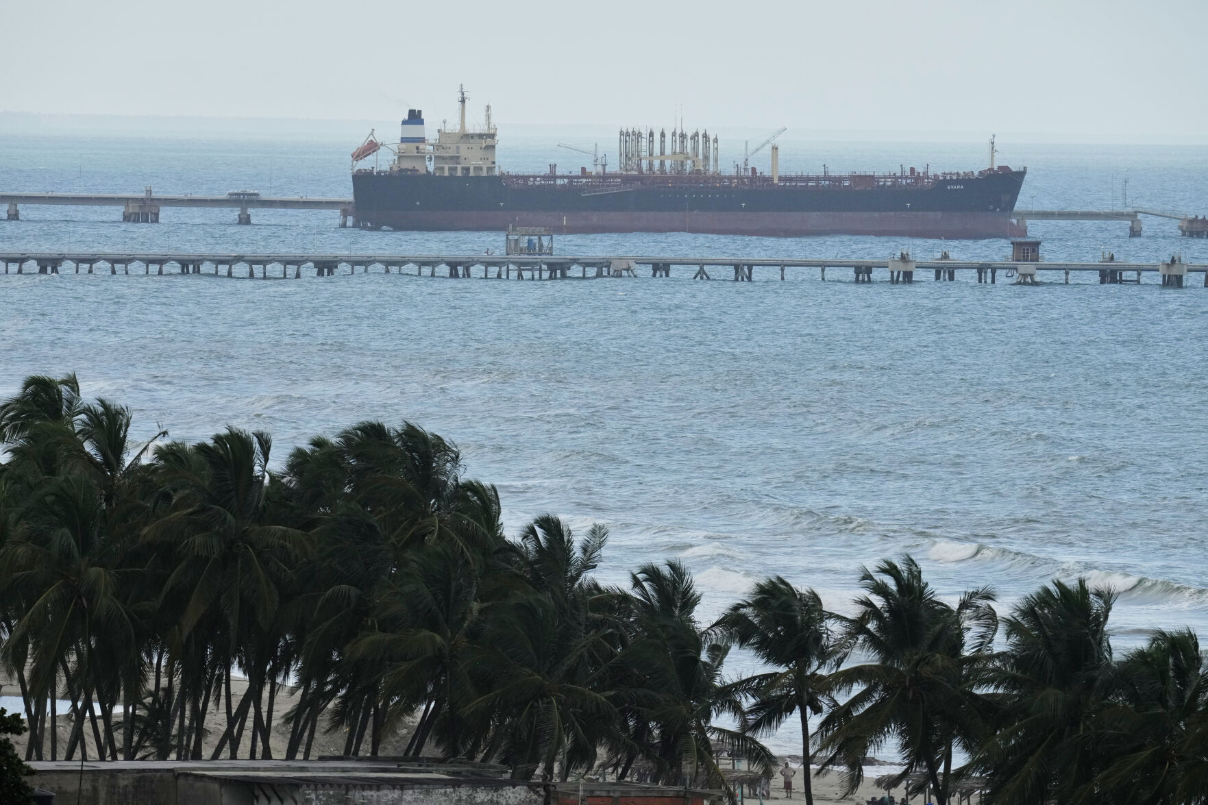 US seizes 2 sanctioned oil tankers linked to Venezuela in the North ...