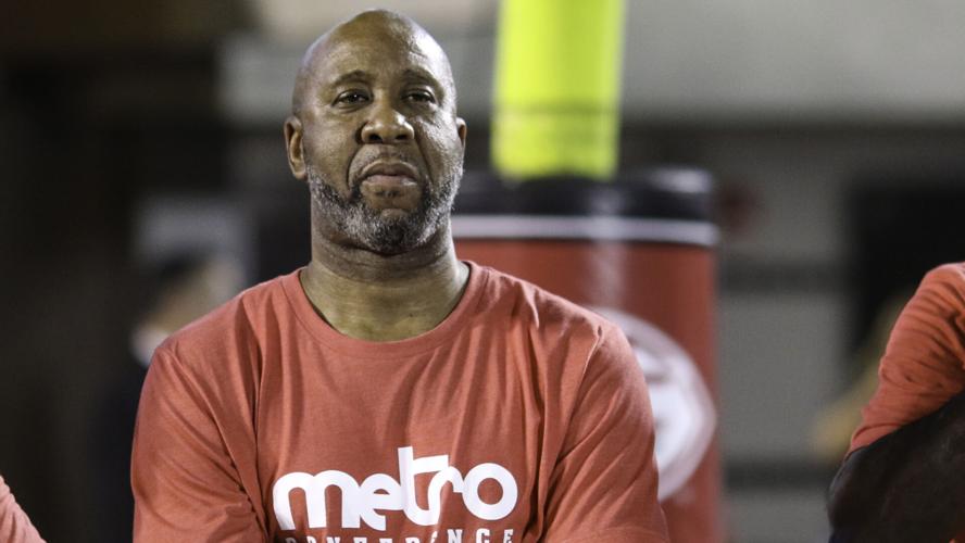 Milt Wagner, grandfather of 2023 top recruit, joins Louisville men's ...