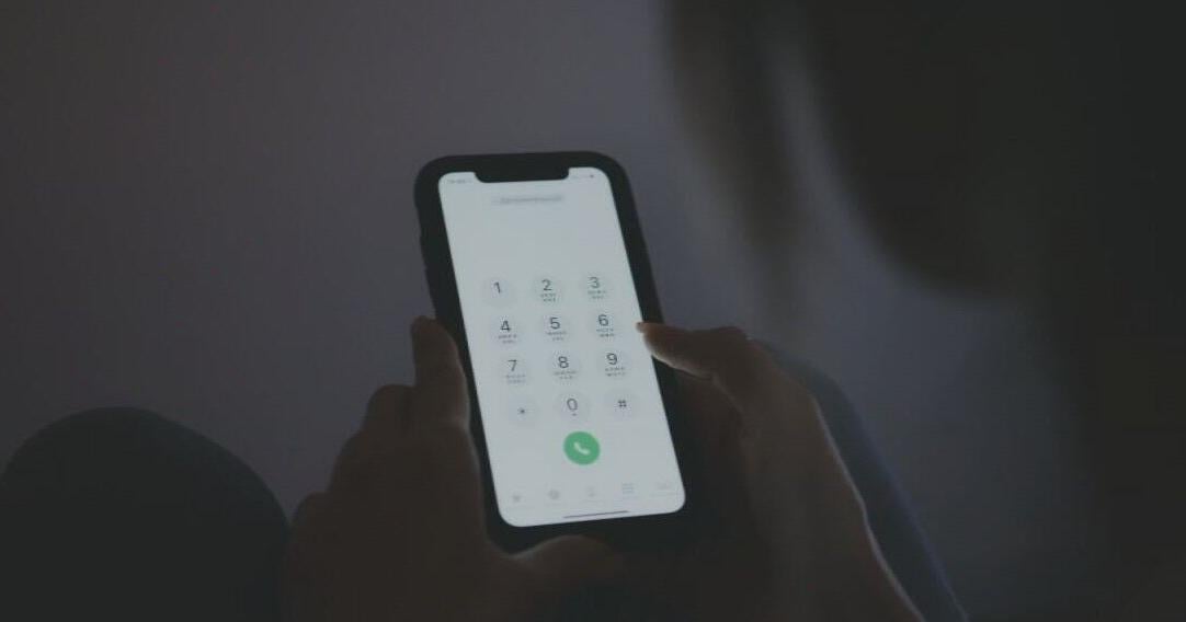 JCPS to consider stricter cell phone policy to comply with new state ...