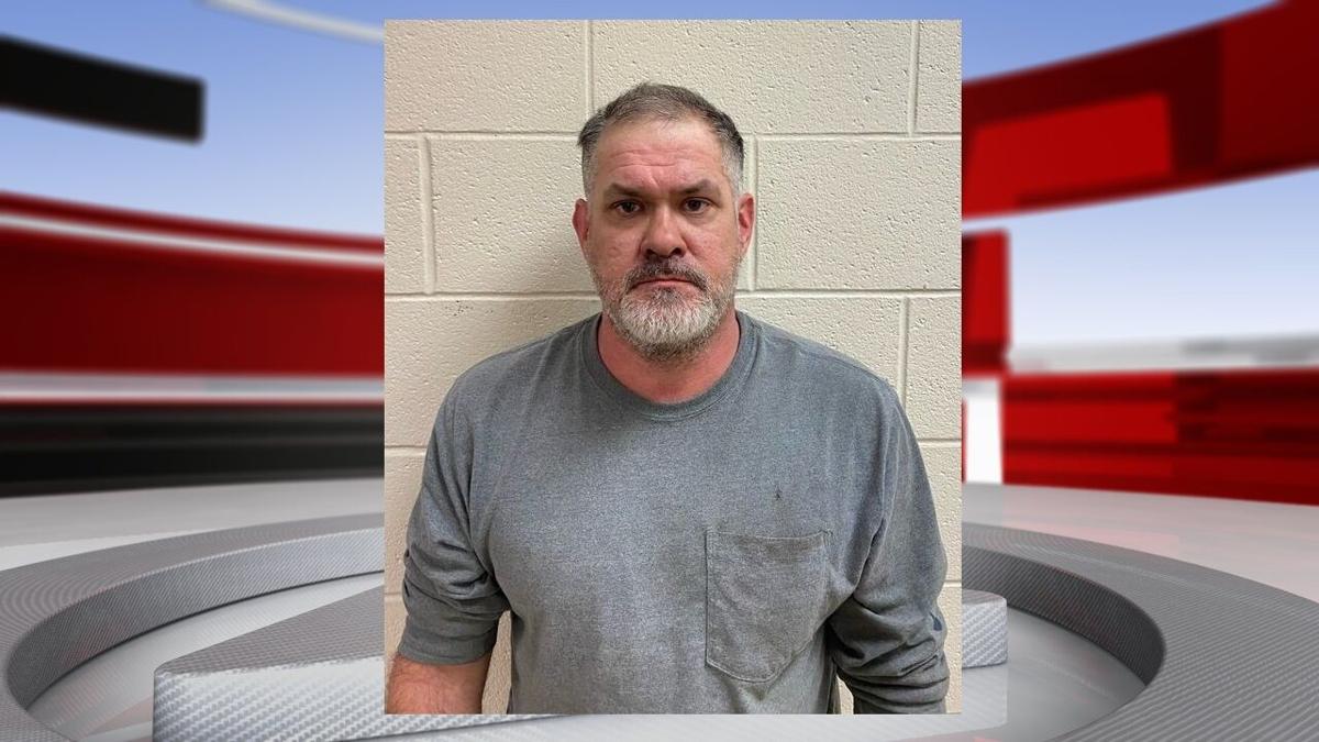 Southern Indiana man facing felony robbery charges after allegedly ...